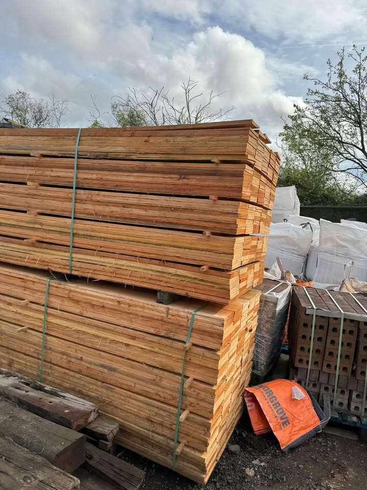 English Larch Cladding 200 x 3.6M Tapered Douglas Fern Boards ...